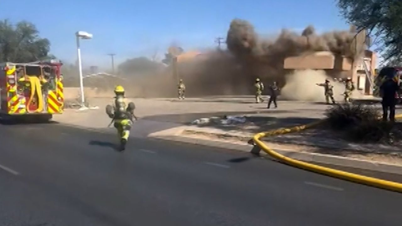 SMOKE EXPLOSION / FF'S DOWN-New Detailed Video | Firefighter Close ...
