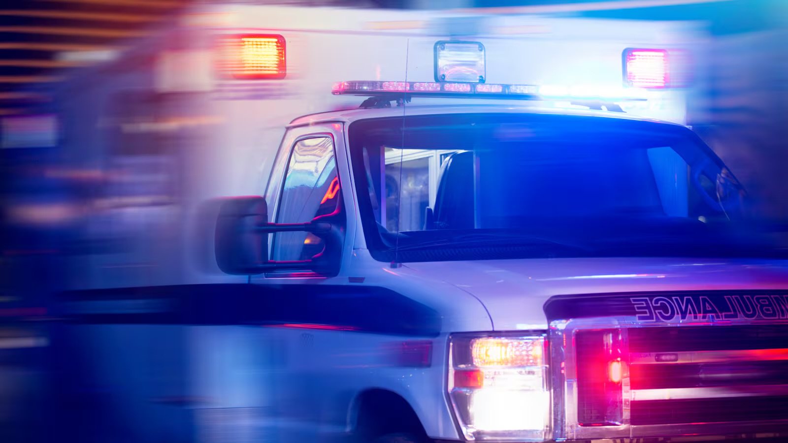 CHARLOTTE AMBULANCE DAMAGED IN CRASH | Firefighter Close Calls ...